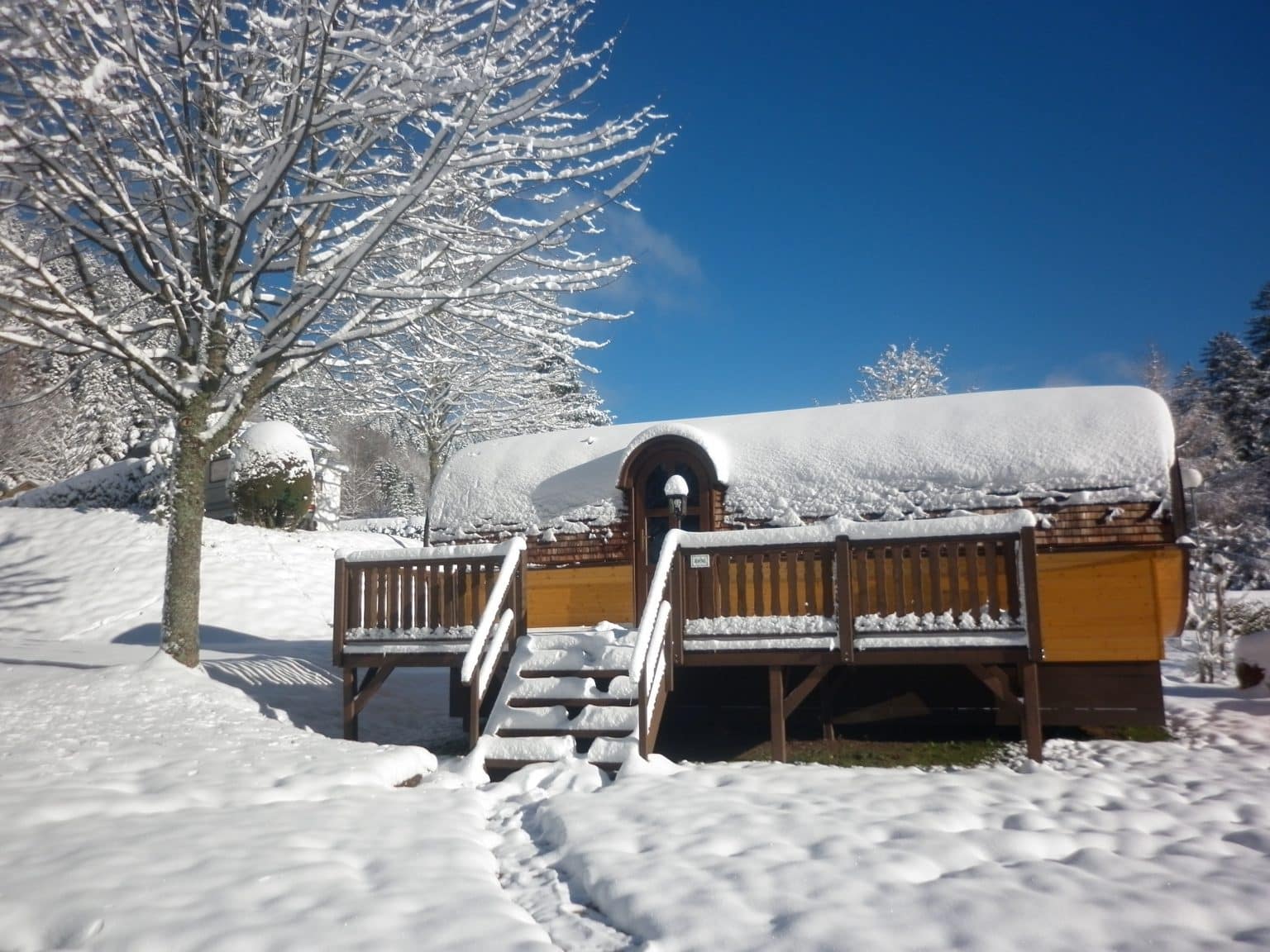 Roulotte viticole dans les Vosges | Camping Belle Hutte à La Bresse (88)